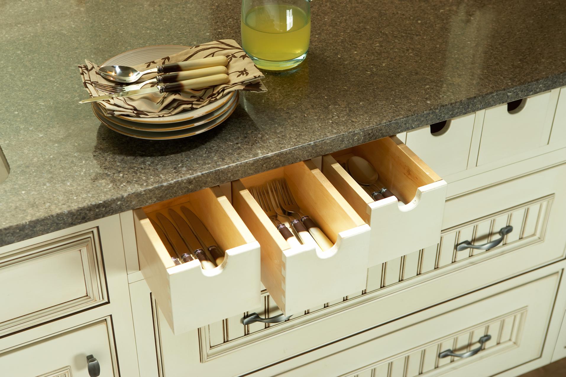 Medallion Cabinetry - Finger Pull Drawers