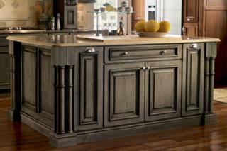 Medallion Cabinetry - Kitchen Islands